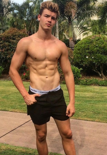 หล่อตัวพ่อ Jayden Rembacher กล้ามแน่นตัวเด็ด Onlyfans